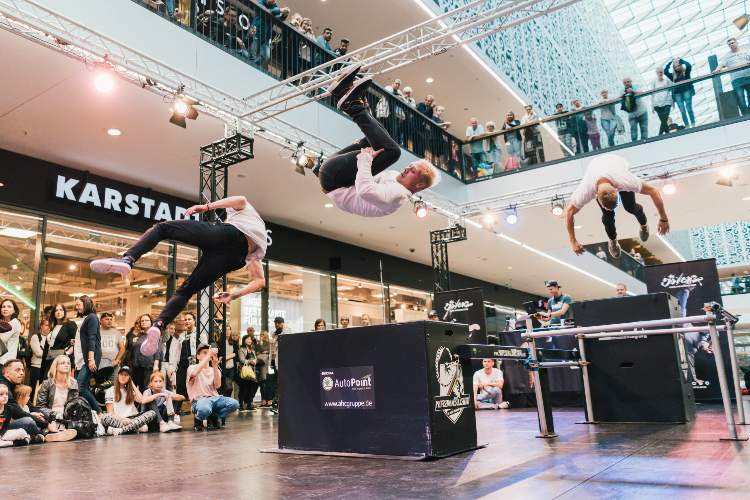 Breakball® – Parkour Artists – YOURACT!